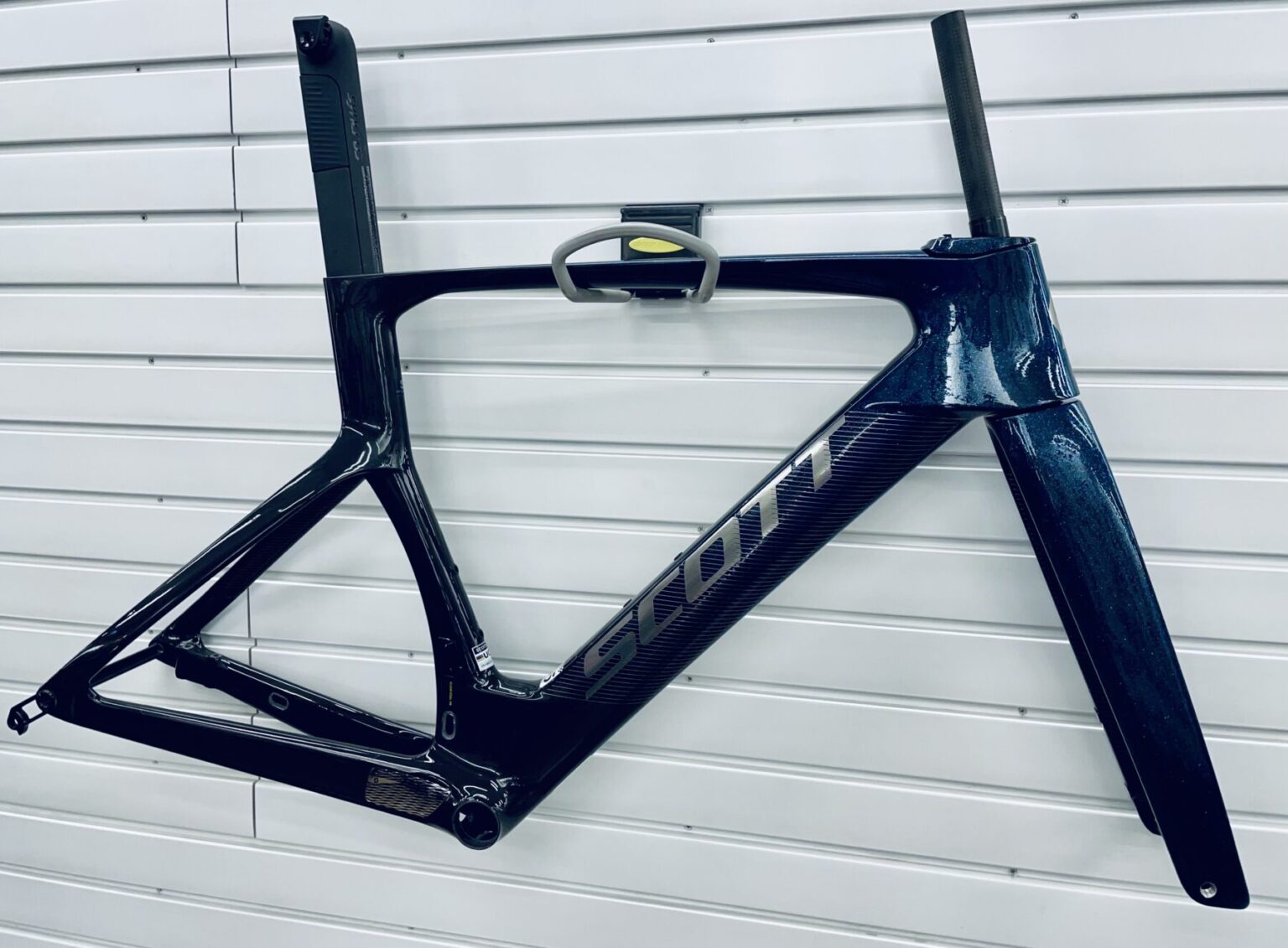 SCOTT FOIL RC PRO HMXフレームセット入荷しました！｜バイク・自転車の購入修理ならハヤサカサイクル